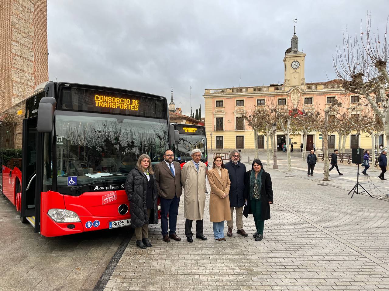Monbus incorpora siete híbridos en la flota de Alcalá de Henares ...
