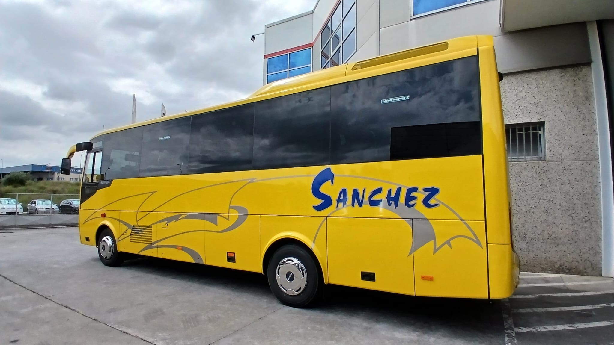 SOMAUTO entrega el primer Otokar NAVIGO T FL II MEGA 8,4 m a PALACIOS BUS - CARRIL BUS