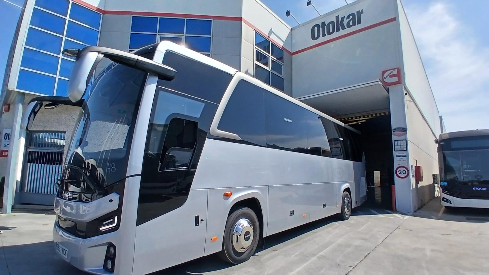 OTOKAR entrega un ULYSO T a Autocares Baena